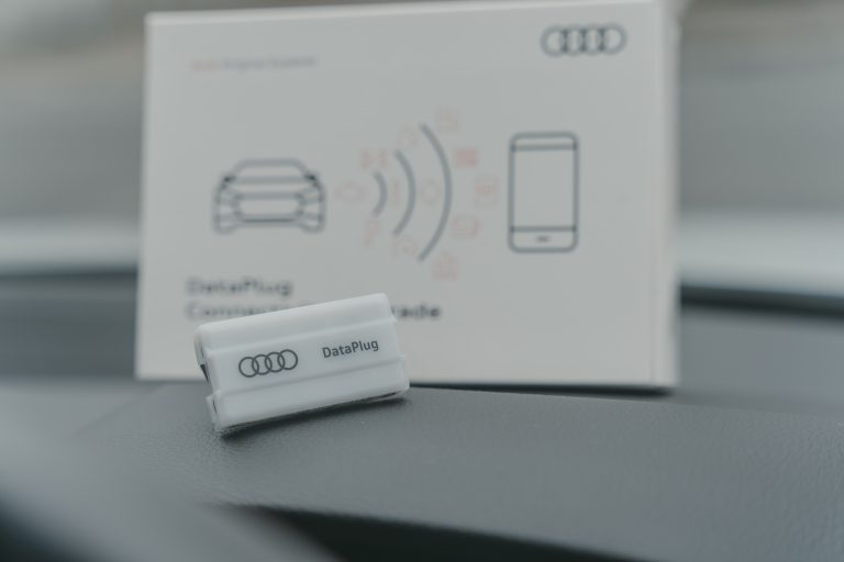 Audi Data Plug（Part1） – Audi名古屋西ニュース